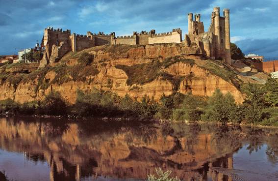 El histórico Castillo de Valencia de Don Juan