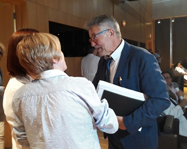 Romo Gil se presenta a los profesionales del HUBU como nuevo gerente