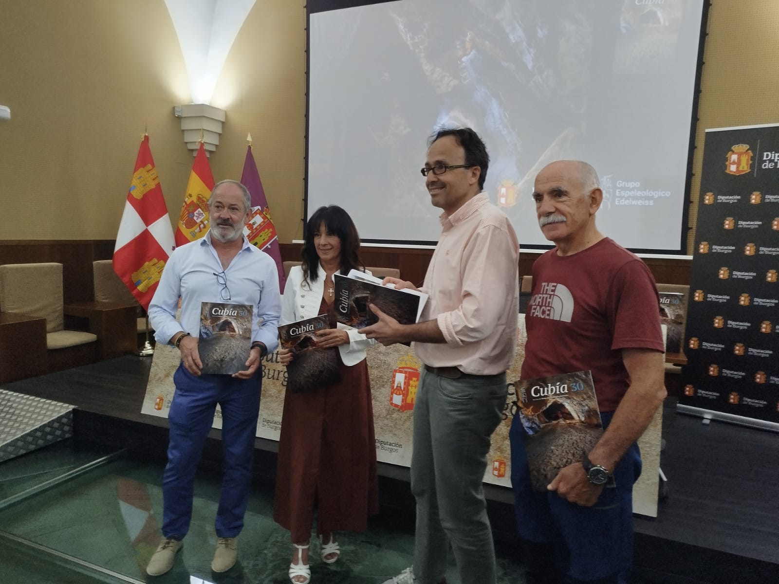 Actualidad Burgos: Murciélagos y el salto del Nervión protagonizan la ...